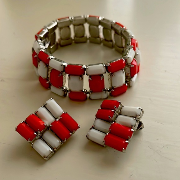 Albert Weiss | Jewelry | Stunning Vintage Weiss Bracelet And Earrings ...